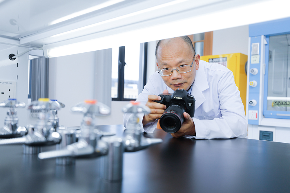 Prof. Hanming SHEN: Love of Photography Is in My DNA - Faculty of ...